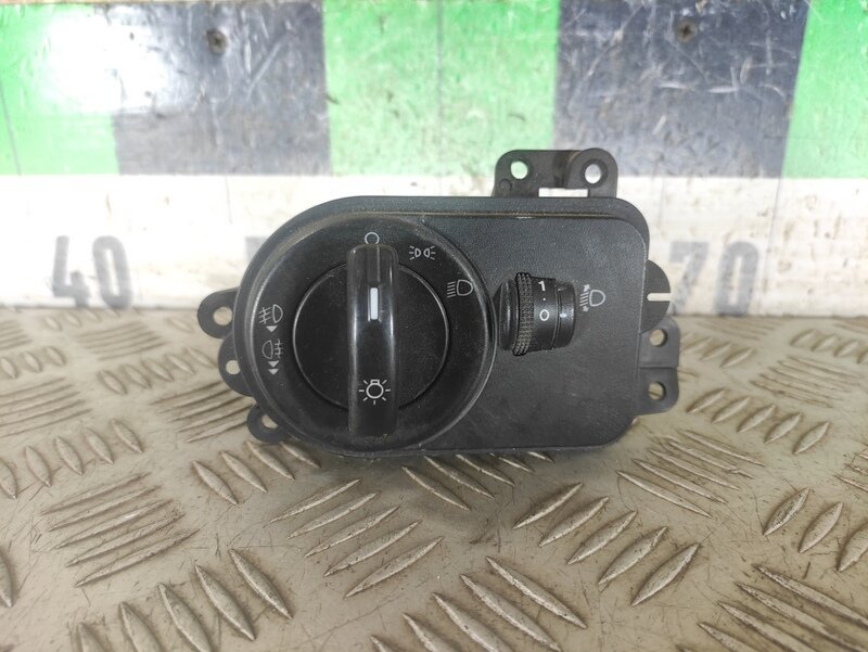 Переключатель света фар FORD Fusion 2002-2012 2S6T13A024CB