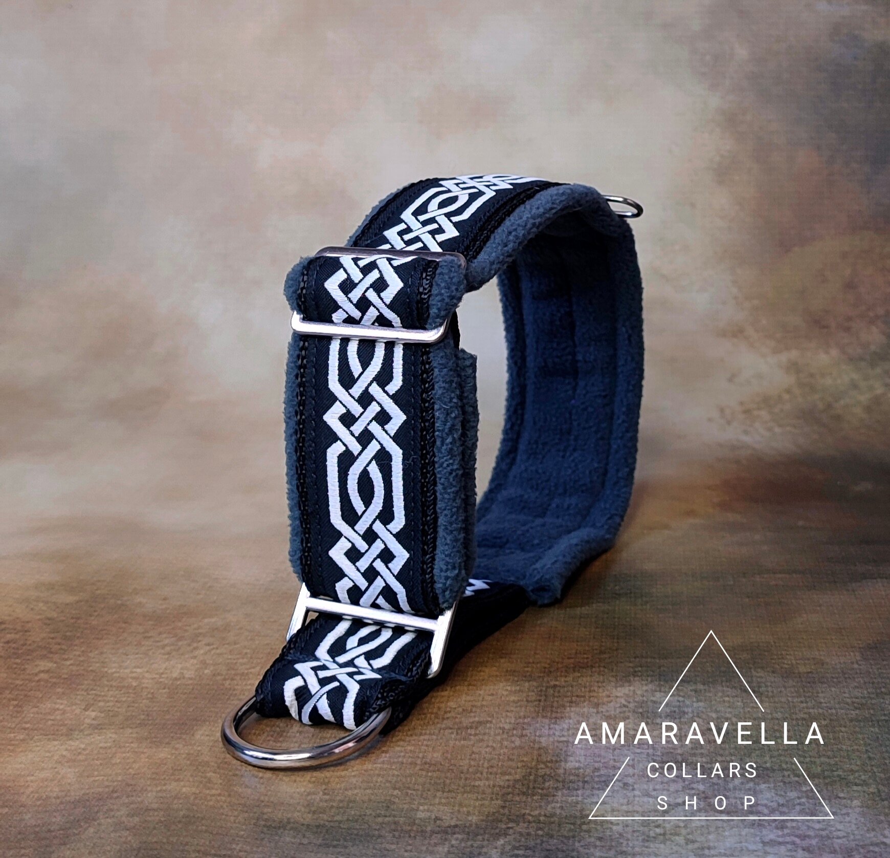 Кельтский черный Ошейник для собак, полуудавка "Мартингейл" ручной работы, 4см размер M