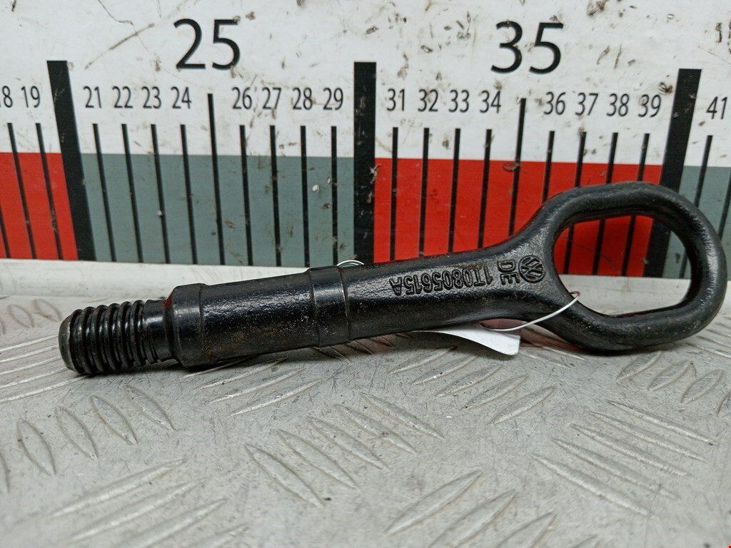 Крюк буксировочный Skoda Octavia 1Z 1T0805615A арт. 2179801