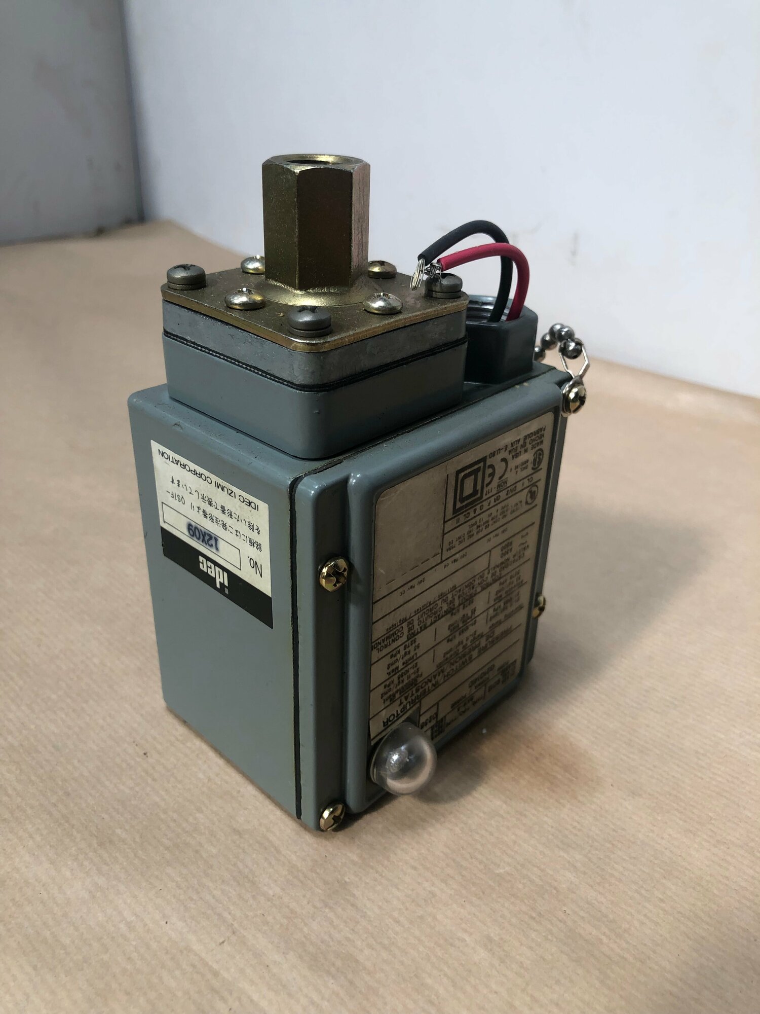 Реле давления IDEC G21Q14ID