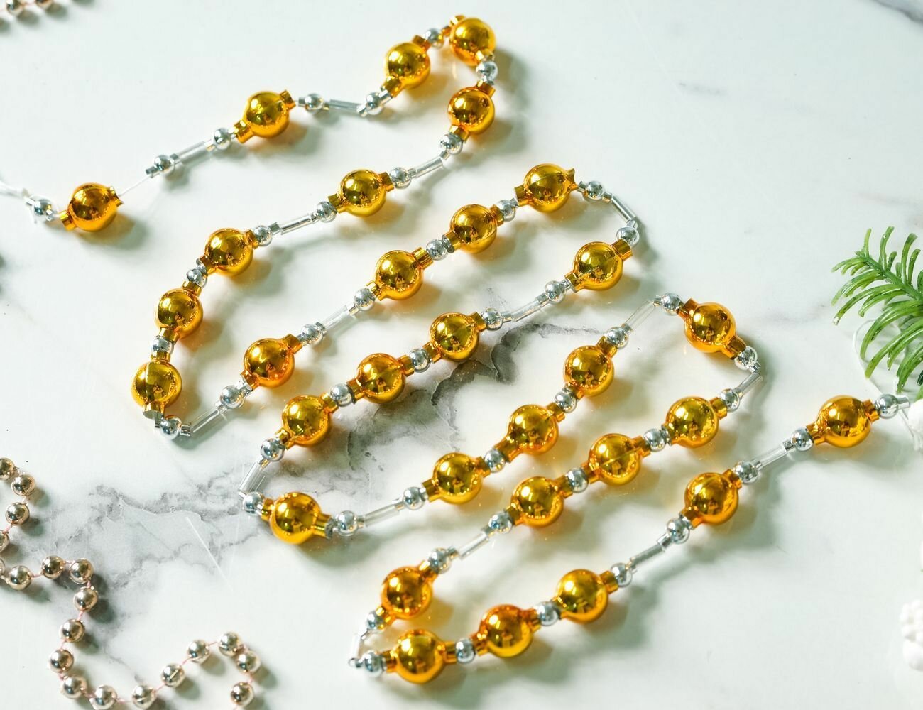 Елочные бусы классические золотые, 1.3 м, Елочка С102-зол