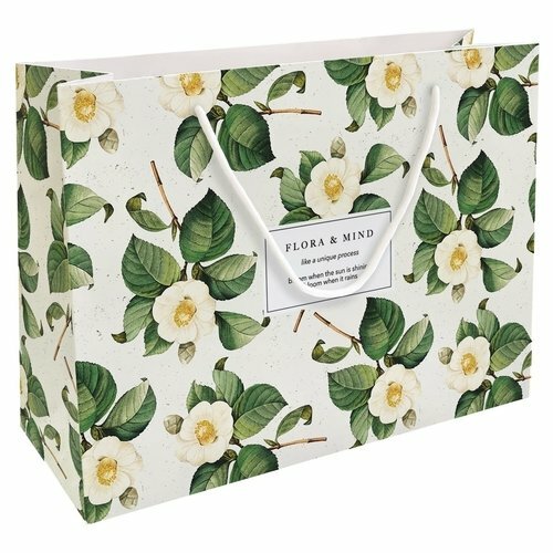 Пакет бумажный, подарочный, 36х26 см. Коллекция Flora, камелия