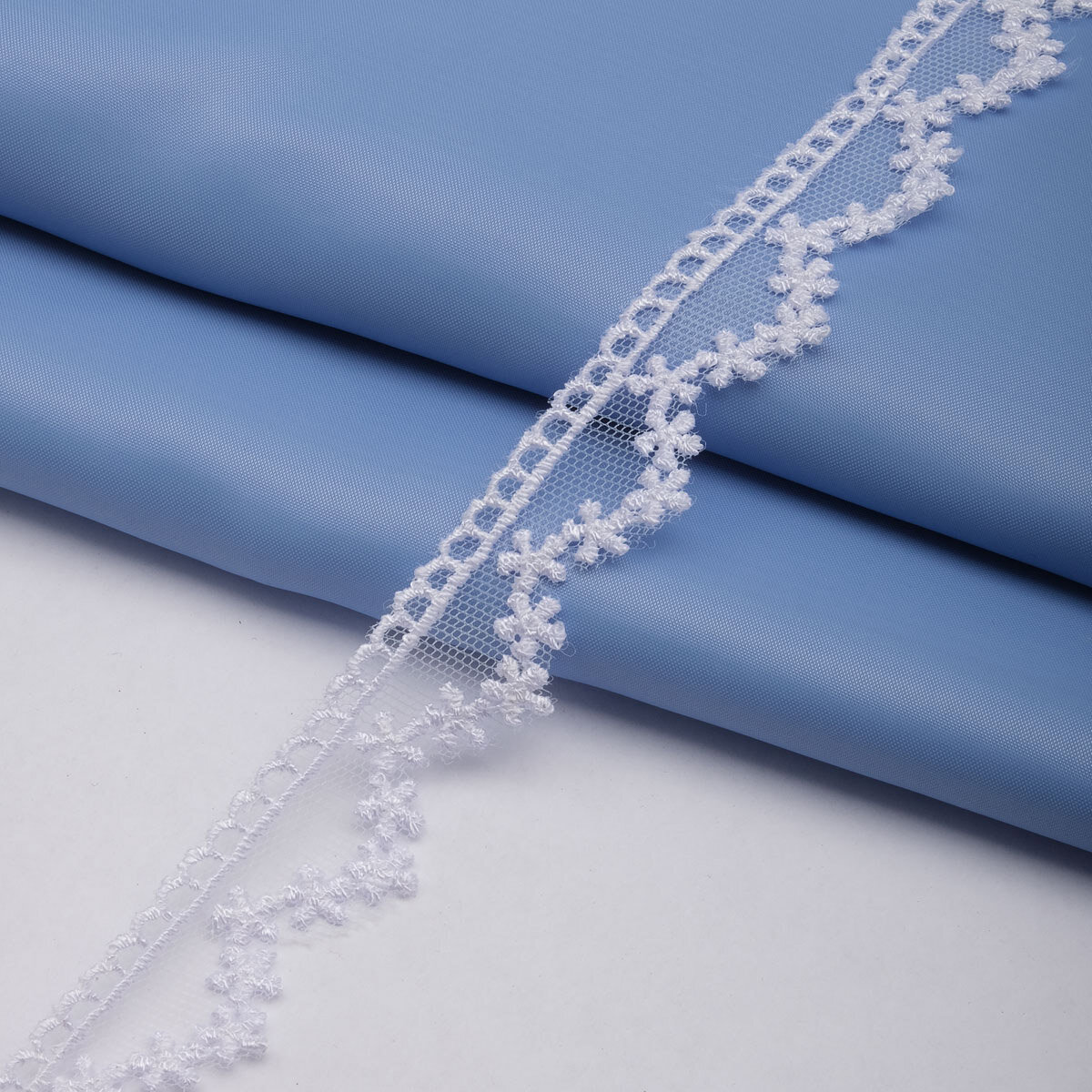 Кружево на сетке для шитья Айрис, TR.7018, 20мм*9м (01 белый)