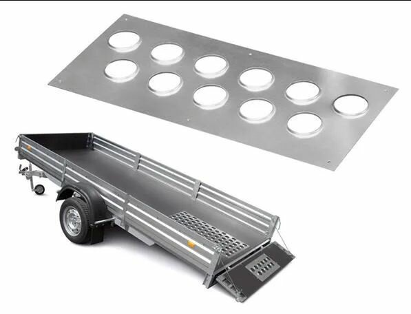 Лист с просечкой 220 МЗСА 8536.0001