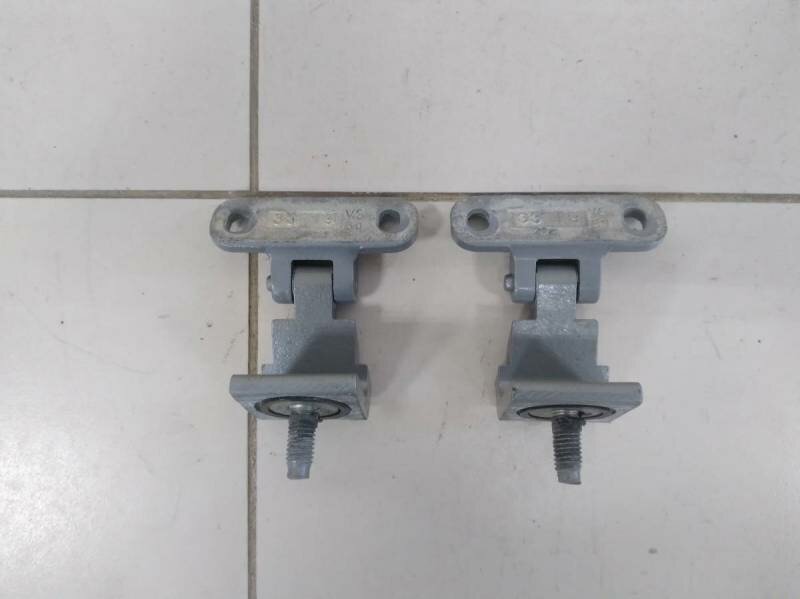 Петля двери багажника Skoda Kodiaq 2016 кат.номер: 5G6827301A