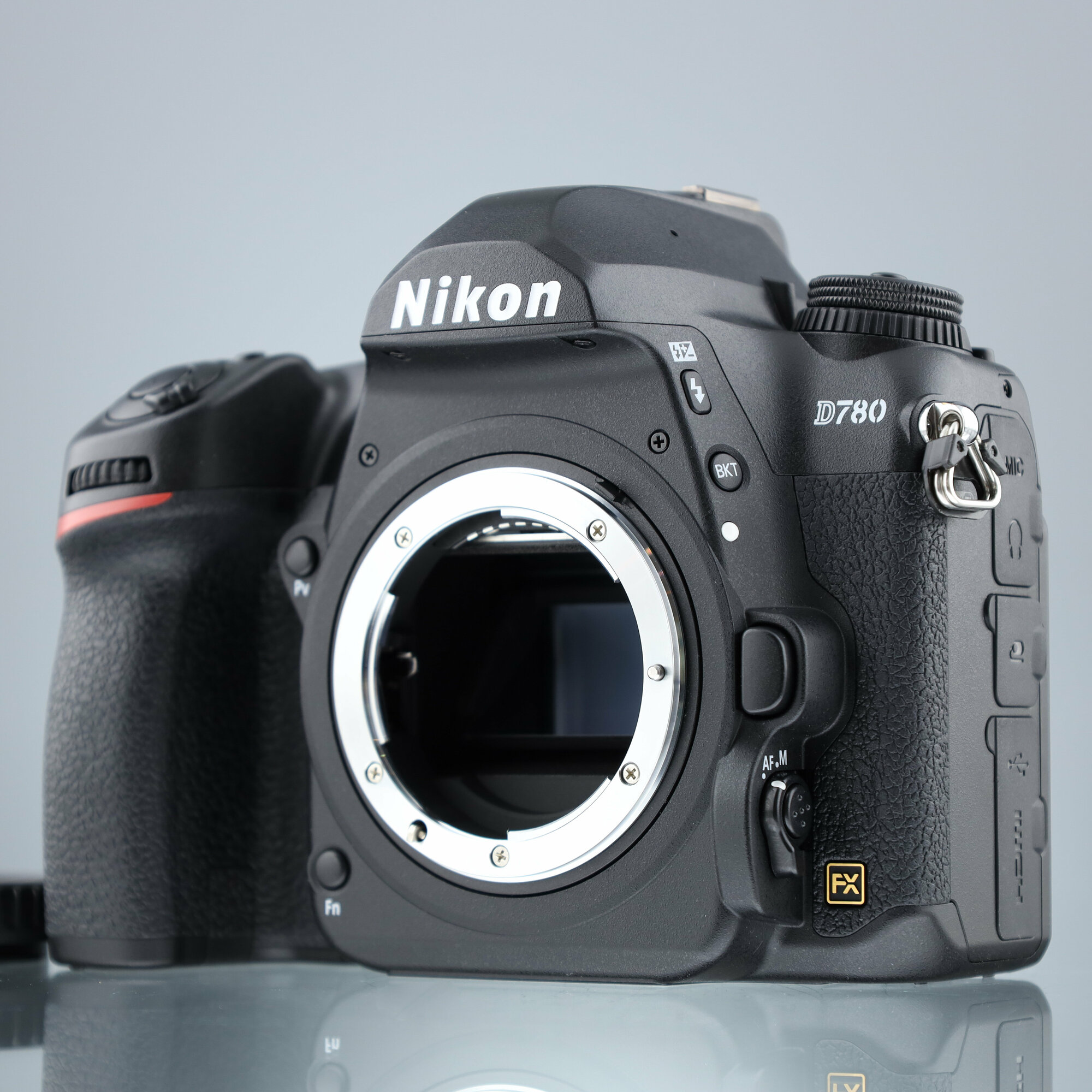 NIKON D780 BODY c 2 LS365.ru