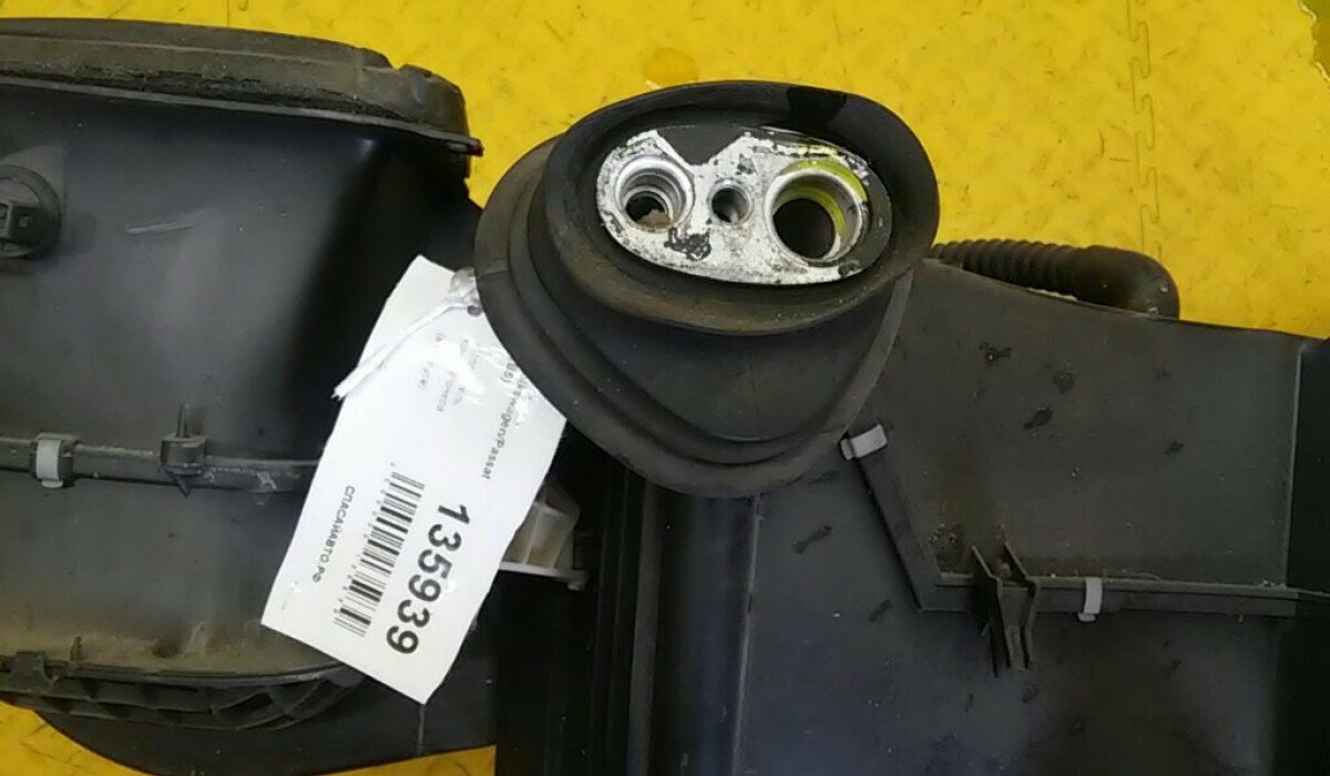 Испаритель кондиционера Passat (B5) Volkswagen