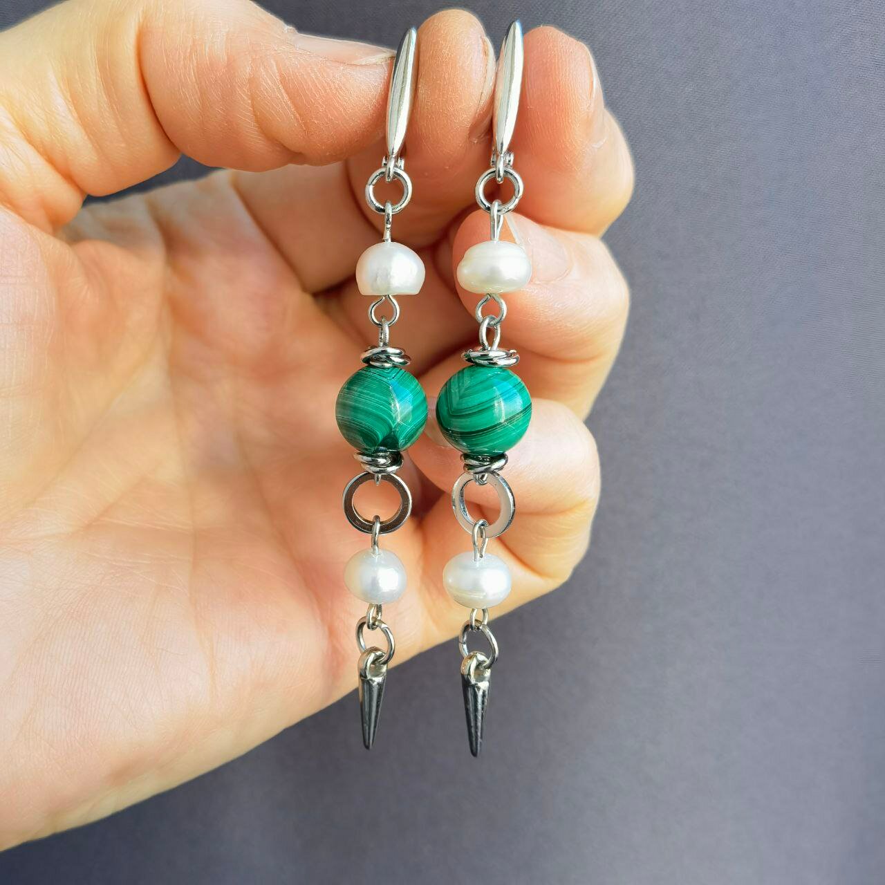 Серьги, жемчуг культивированный, малахит