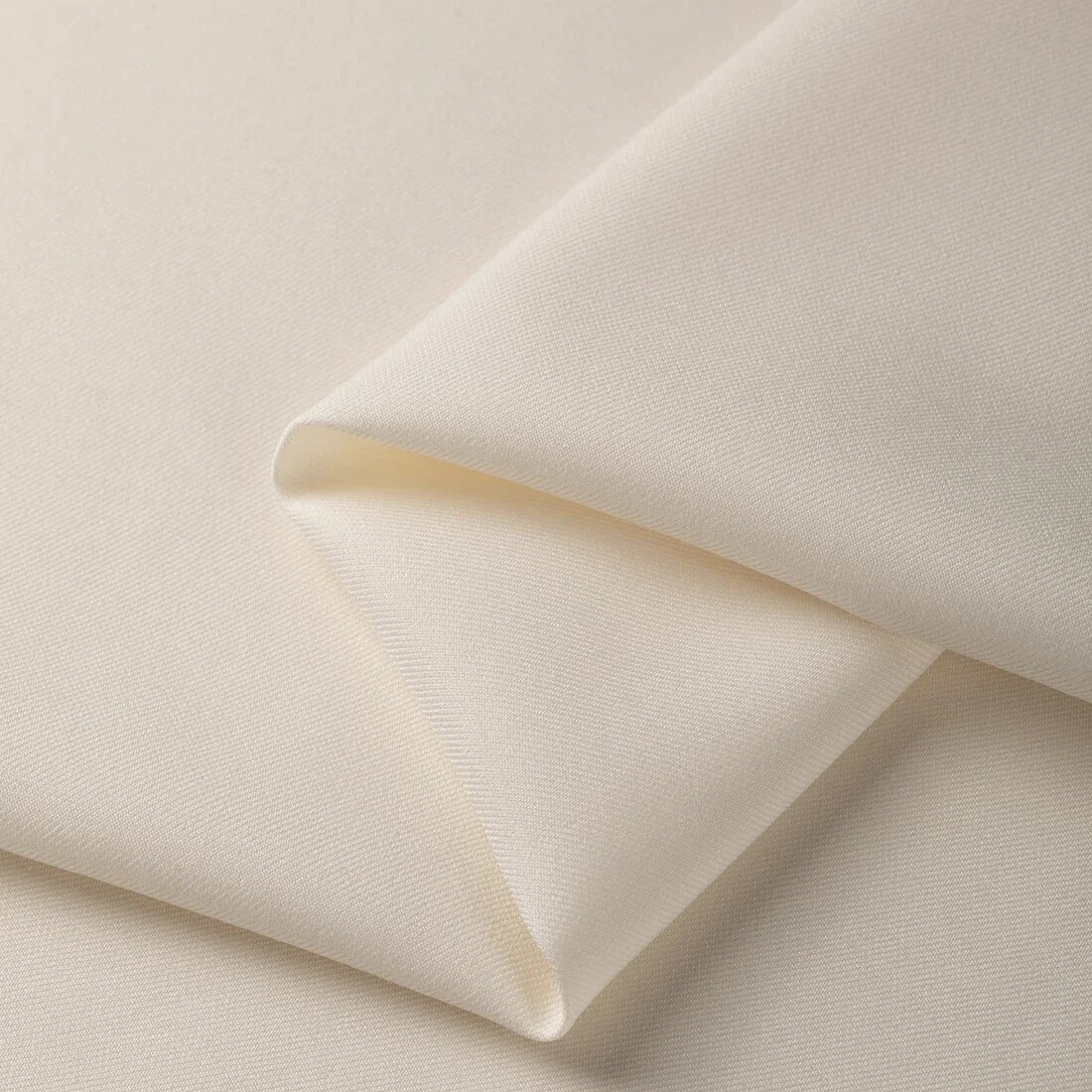 Костюмная ткань полиэстер+спандекс микро-эластичная 1,5 м Белый, apricot