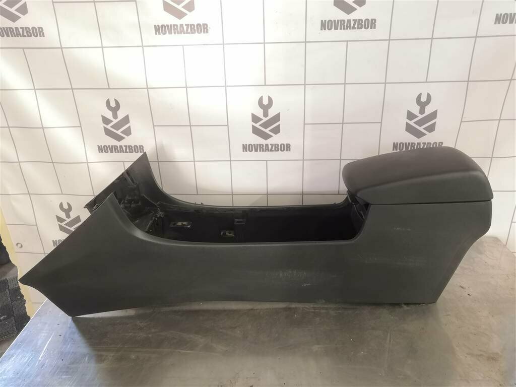 Подлокотник Mazda Mazda 3 BK 02-09