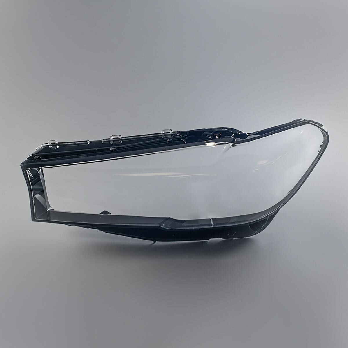 Стекло фары BMW 5 G30 2020-2023 (левое)