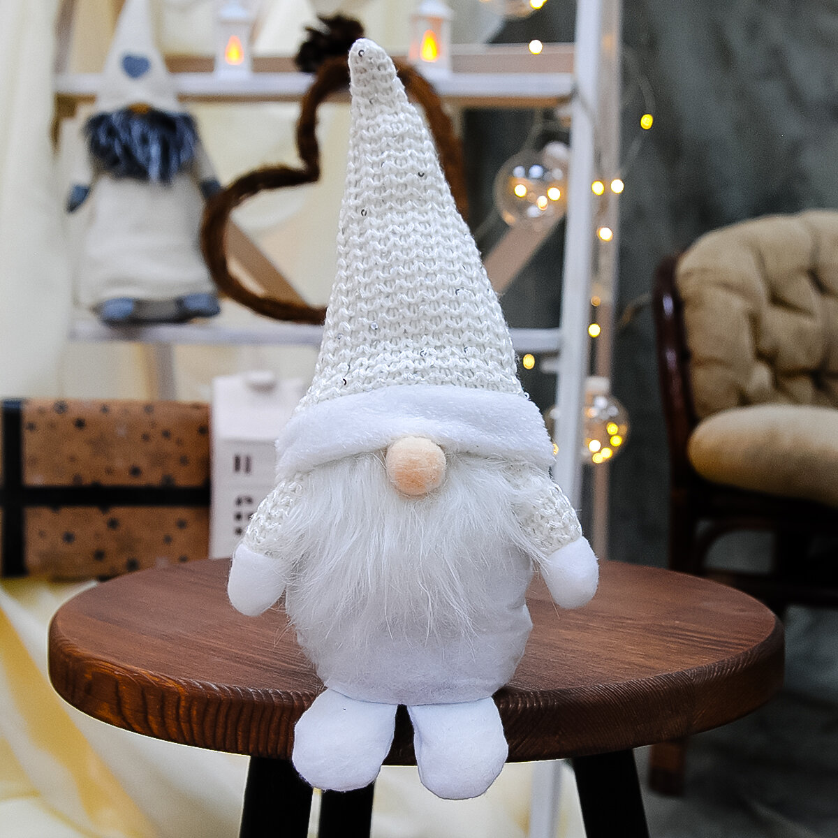 Гном новогодний, крупняшка с короткими ножками