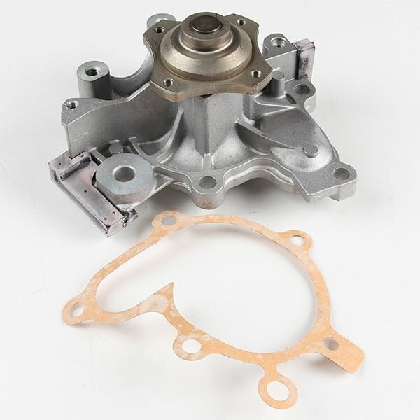 Водяной насос ( помпа ) PARAUT M3-029 MAZDA CAPELLA CG2SR FS (94-97); MPV LWEW FS (99-) OEM 8AG9-15-010