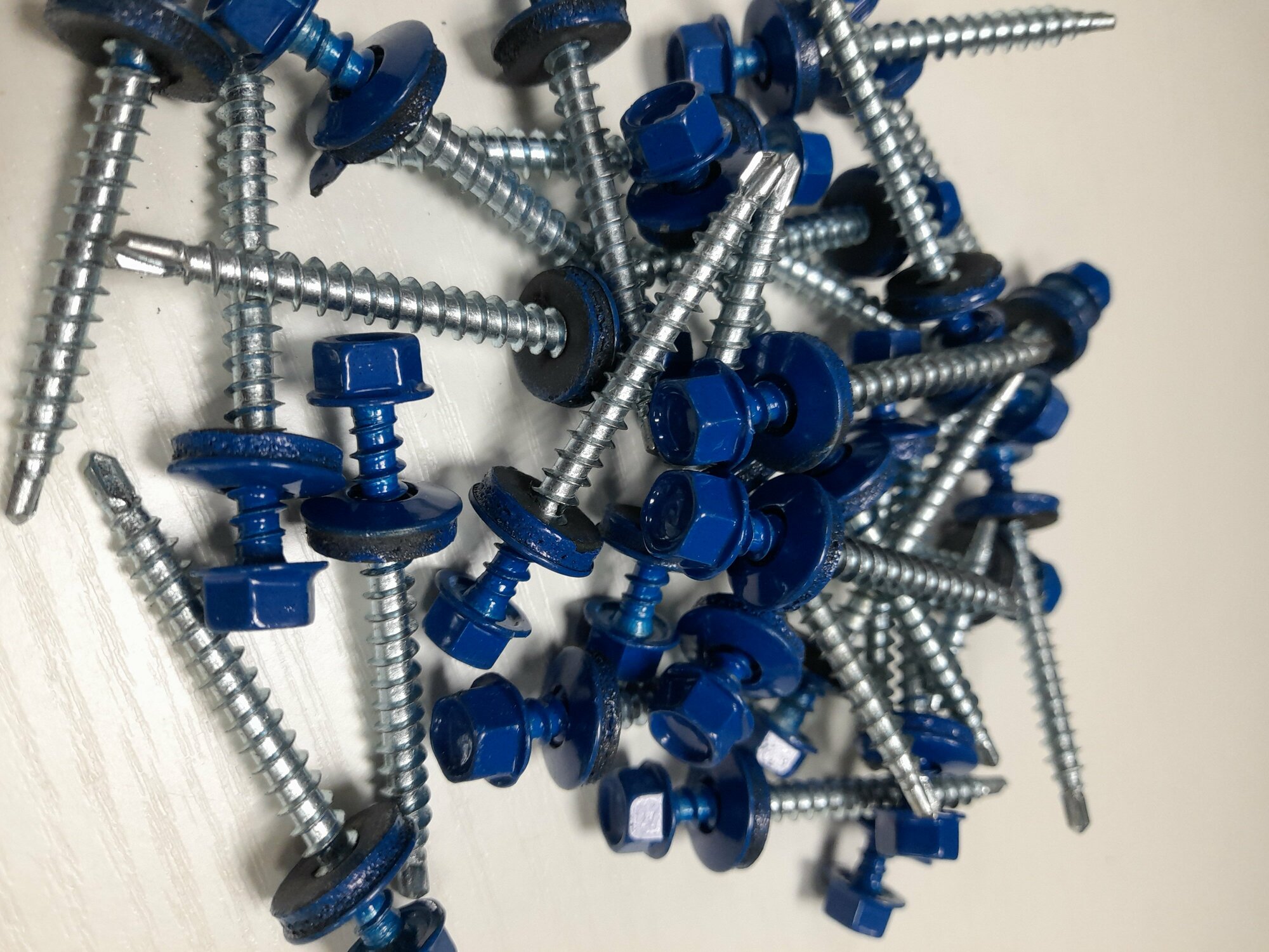 Кровельный саморез накрепко 4,8х50 ярко-синий RAL 5005, 30 шт. 204756