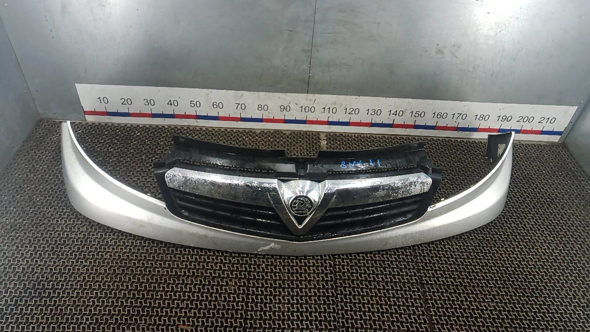Решетка радиатора OPEL VIVARO, Номер 4416663, 93188853, 4416662, 93188851