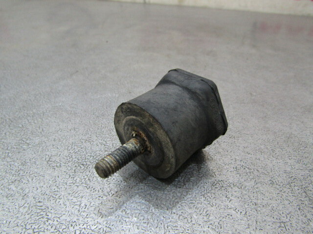 Упор резиновый крепления воздуховода кабины Volvo FH, FM