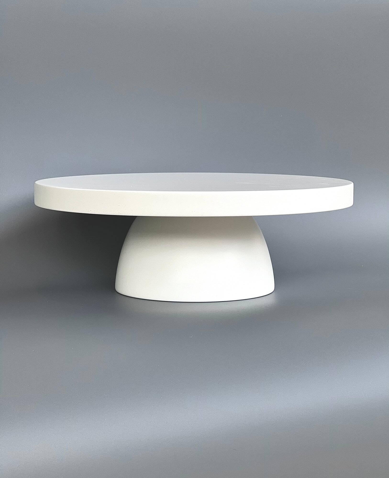 Тортовница Белая Wooden_Coasters Диаметр Ф30см Высота 9см