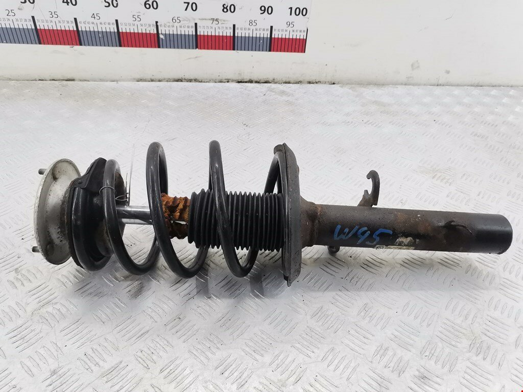 Стойка амортизатора переднего правого BMW X3 (E83) 31313411619 арт. 1706614