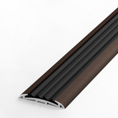 Противоскользящая накладка на ступени Лука ПС08-1, длина 2,7 м, алюминиевая окрас шоколад 03, вставка из ПВХ черная 470