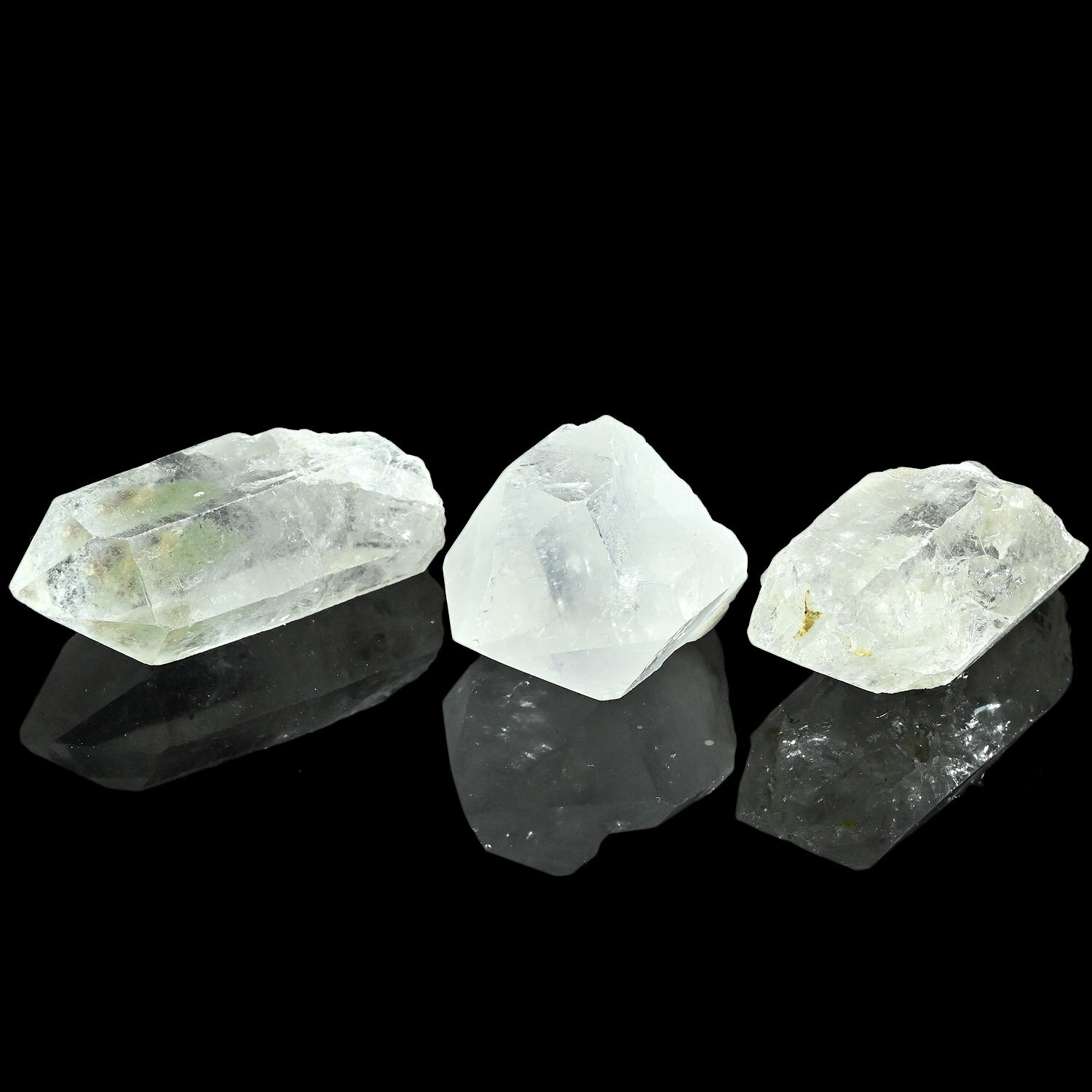 Кристалл горного хрусталя 53*25*27мм, 50-59г (L) .