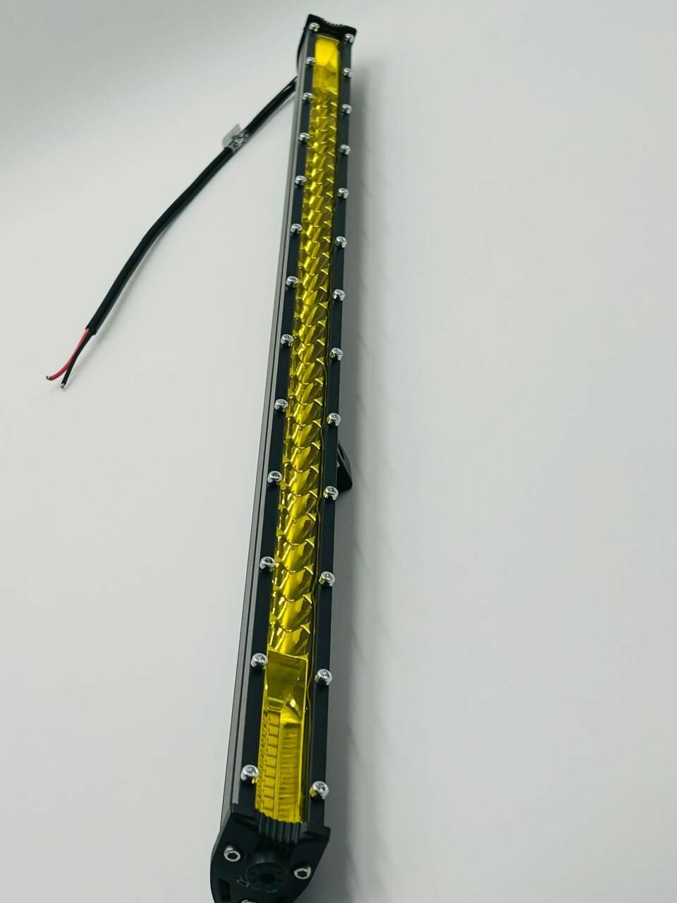 Тонкая led балка 120в Желтый цвет на крышу и багажник авто комбо ПФТ 66см