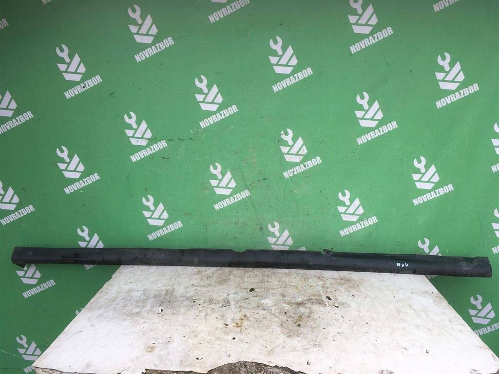 Накладка на порог Volvo S40 95-98