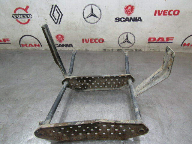 Лесенка за кабиной Iveco Stralis