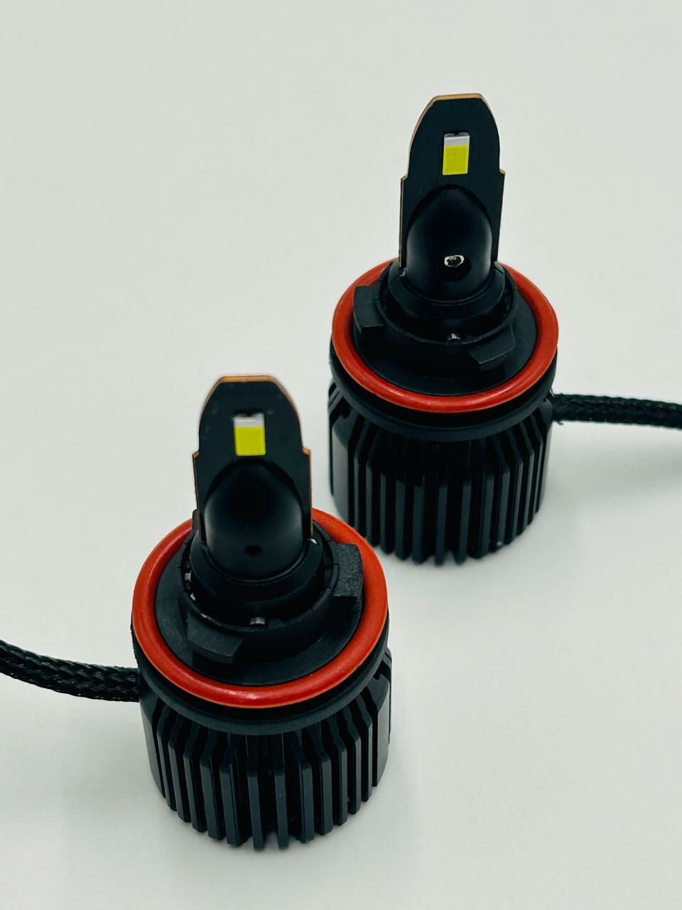 Светодиодная лампа MI3 H11 55W 12-24V