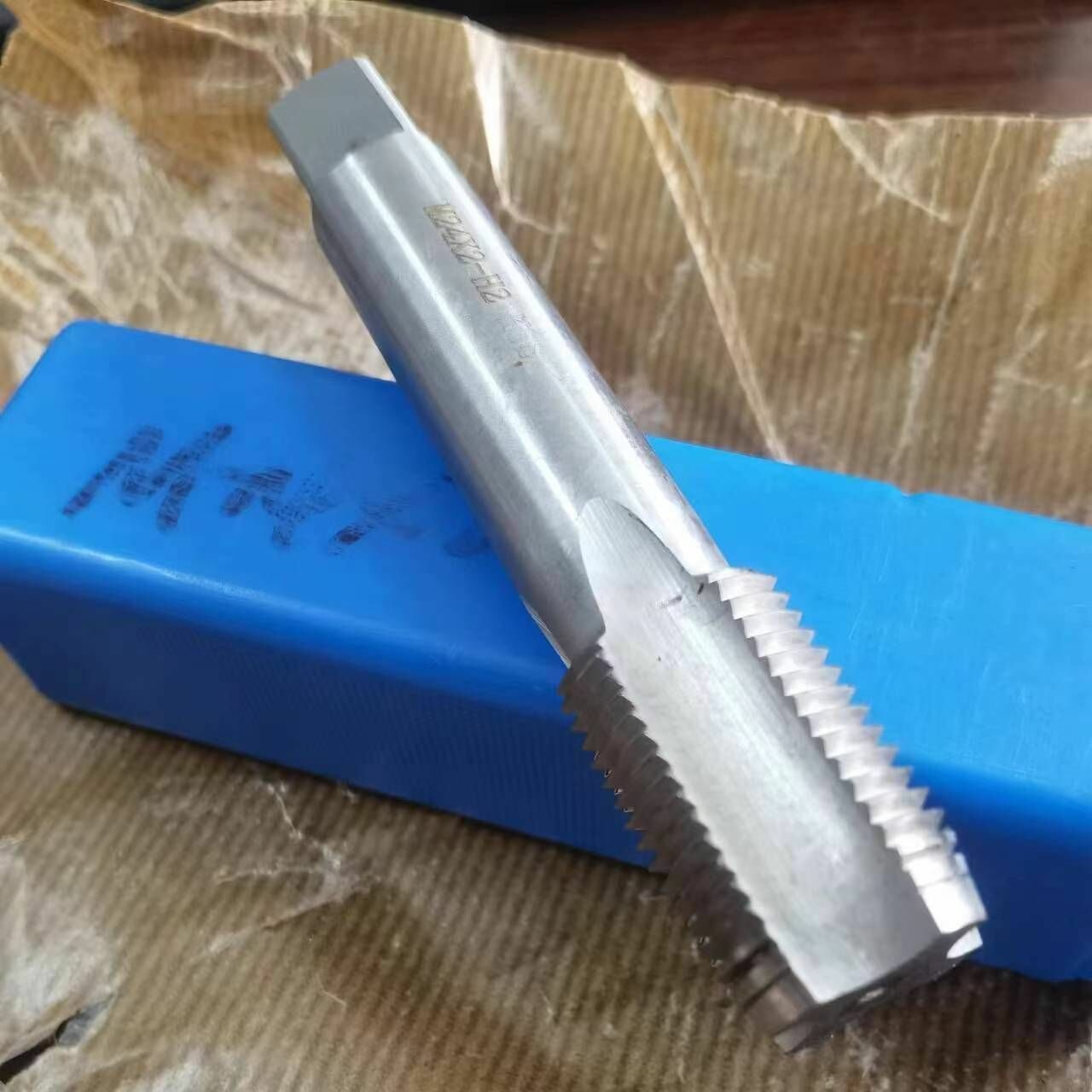 Метчик м/р по стали, М24х2.0 DIN371 HSS6542, комплект 1 шт, FUDO.