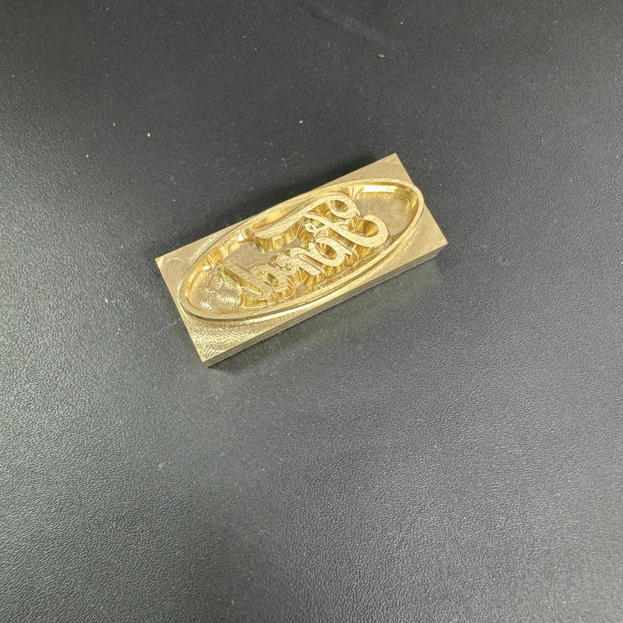 Клише для тиснения кожи, бумаги, фанеры. Логотип FORD. Латунь