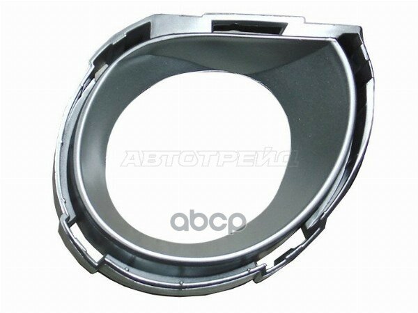 Оправа ПТФ Volkswagen Touareg 06-10 (Справа) Sat арт. ST-VW61-219-1