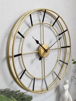 Настенные часы, 60 см х 60 см
