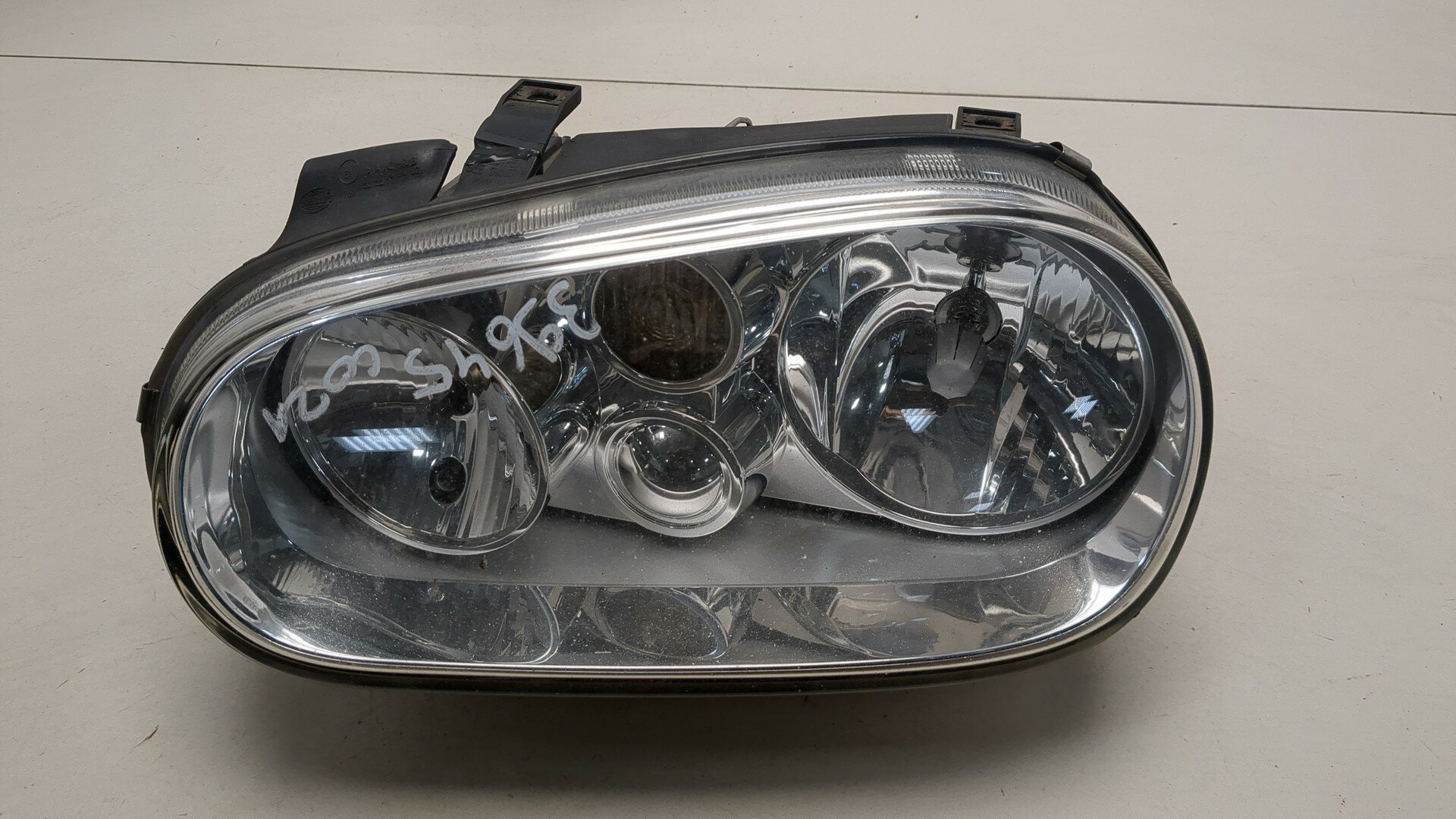 Фара (передняя) левая Volkswagen Golf 4 Б/У