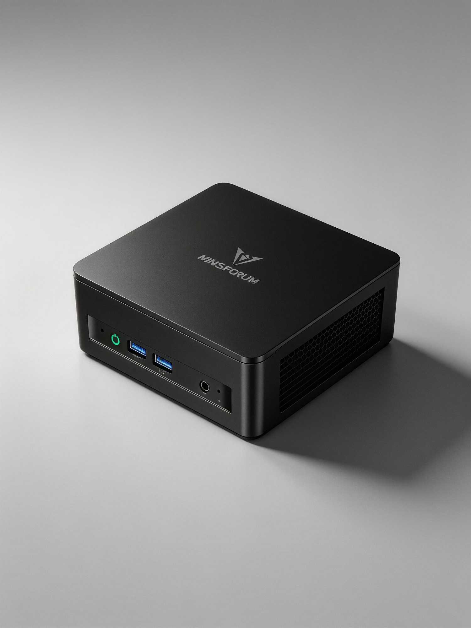 Мини ПК неттоп Minisforum UM760 Slim, Windows11 Pro AMD Ryzen 5 7640HS AMD Radeon Graphics 760M, RAM16 Гб, SSD 512 Гб