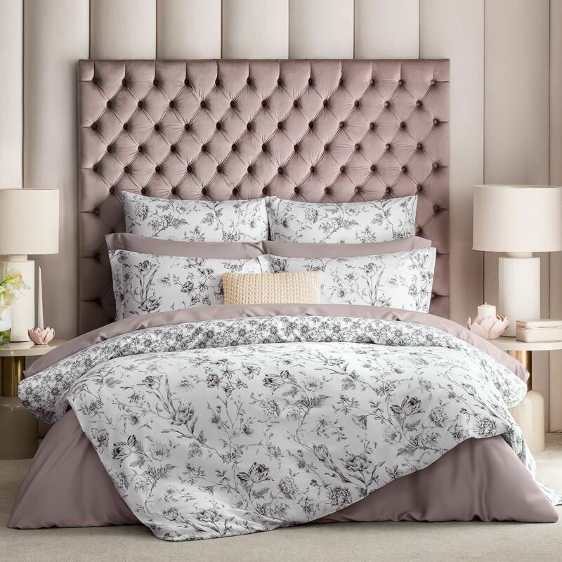 Togas Комплект постельного белья двуспальный евро "Эмиэл" 200x210/240x270/50x70-2 сатин, хлопок