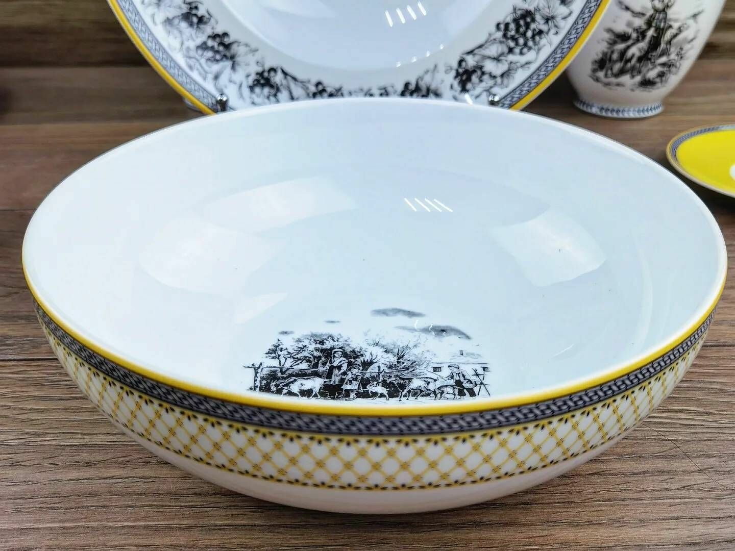 Салатник гладкий большой фарфоровый 26 см Вилладж Village