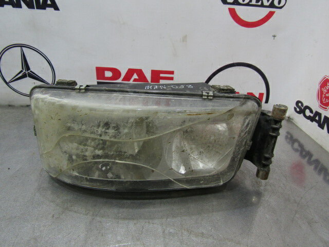 Фара передняя левая MAN TGA, TGL, TGS, TGM, TGX / Трещины, сколы!!!