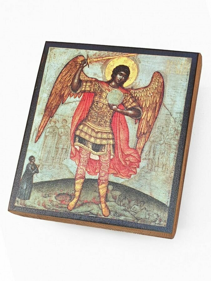 Икона Архангел Михаил, попирающий сатану, под старину, 15х17 см