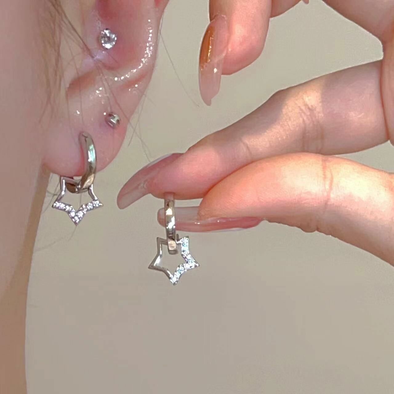 Серьги, искусственный камень, стекло