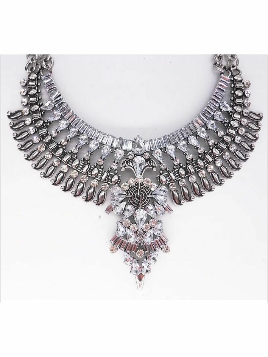 Колье, кристалл