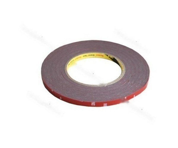 Скотч двухсторонний 8 мм х 10 м, 3M, обеспечивает удобство.