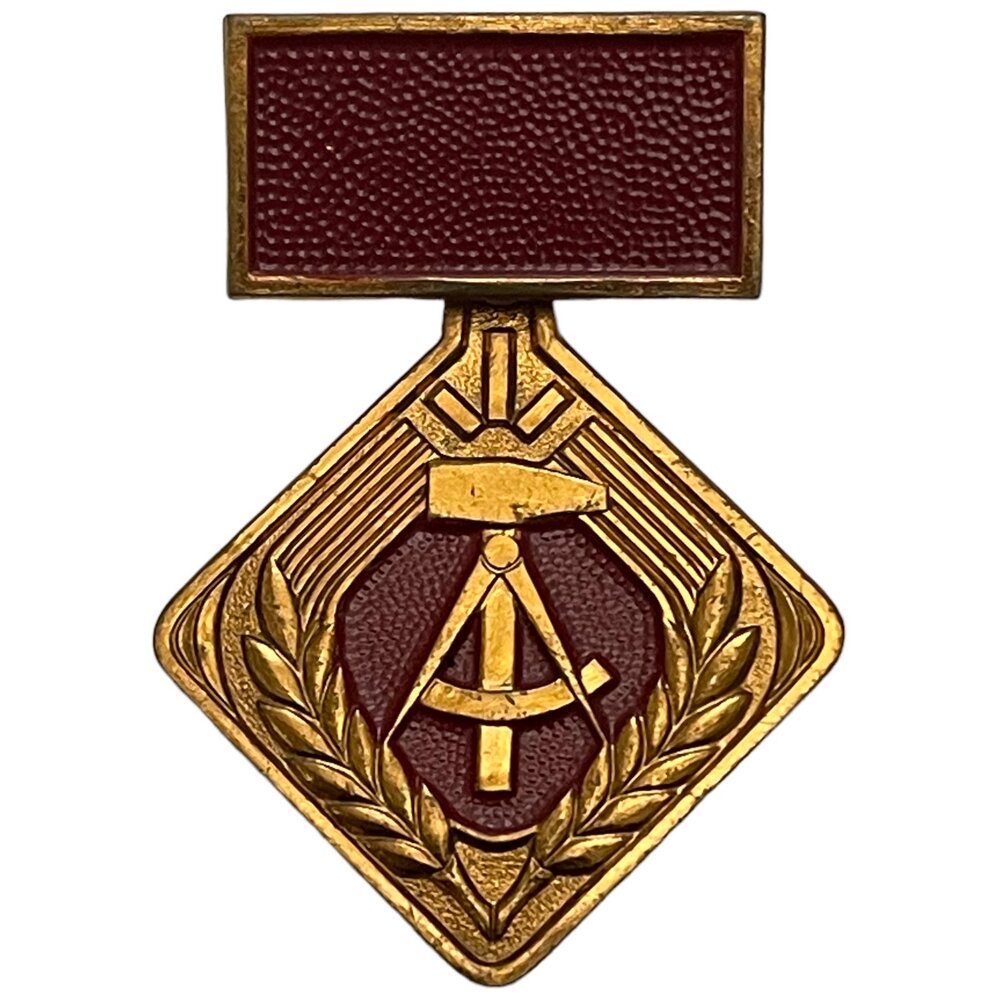 Германия (ГДР), медаль "Активист социалистического труда" 1969-1990 гг. (чужая колодка)