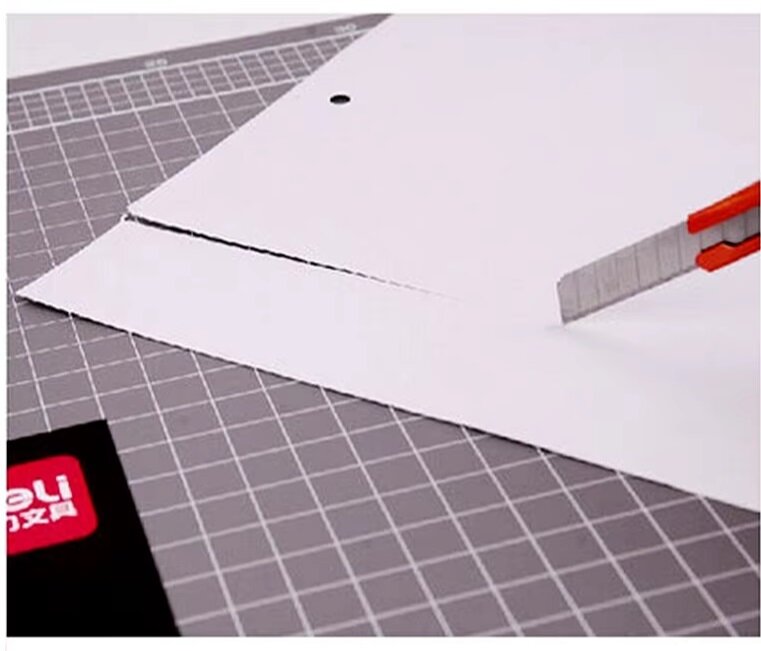 Коврик для резки Deli A3 30x45 см