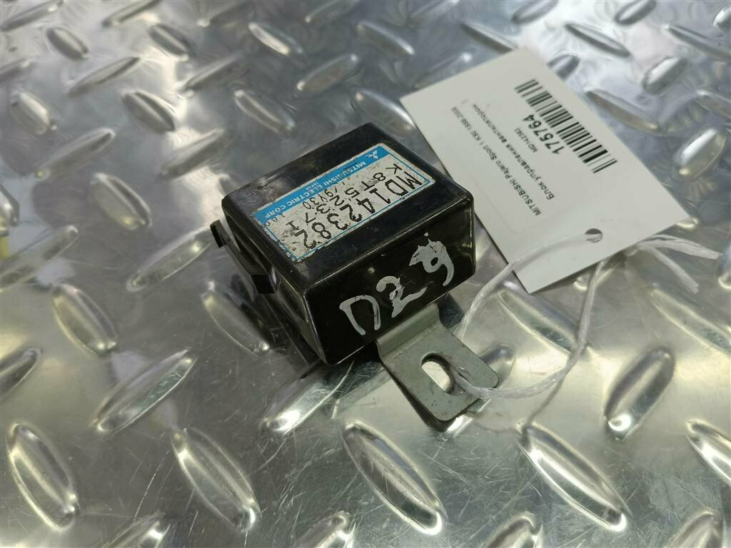 Блок управления вентилятором Б/У для MITSUBISHI PAJERO SPORT I рестайлинг (2004—2008) MD142382