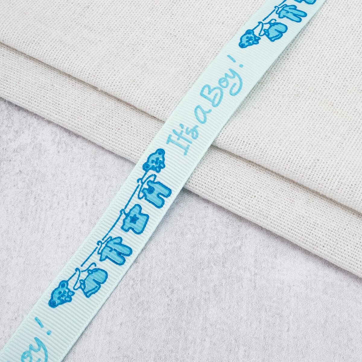 Лента декоративная для упаковки подарков, репсовая, с рисунком, 1,5 см х 45,72 м, цвет светло-голубой