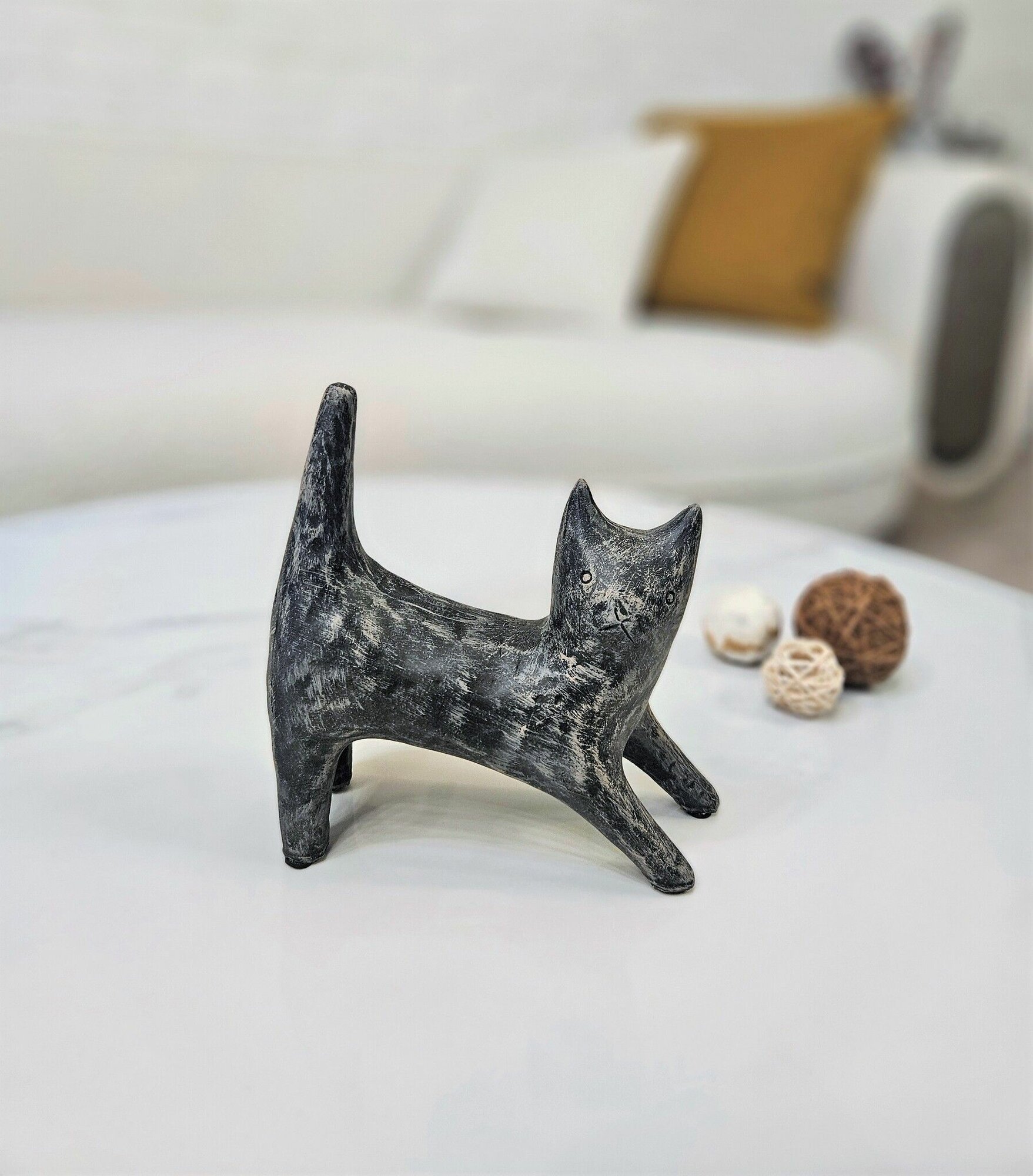 Статуэтка черная кошка черный котик с хвостом Gentle Cat Sotogrande