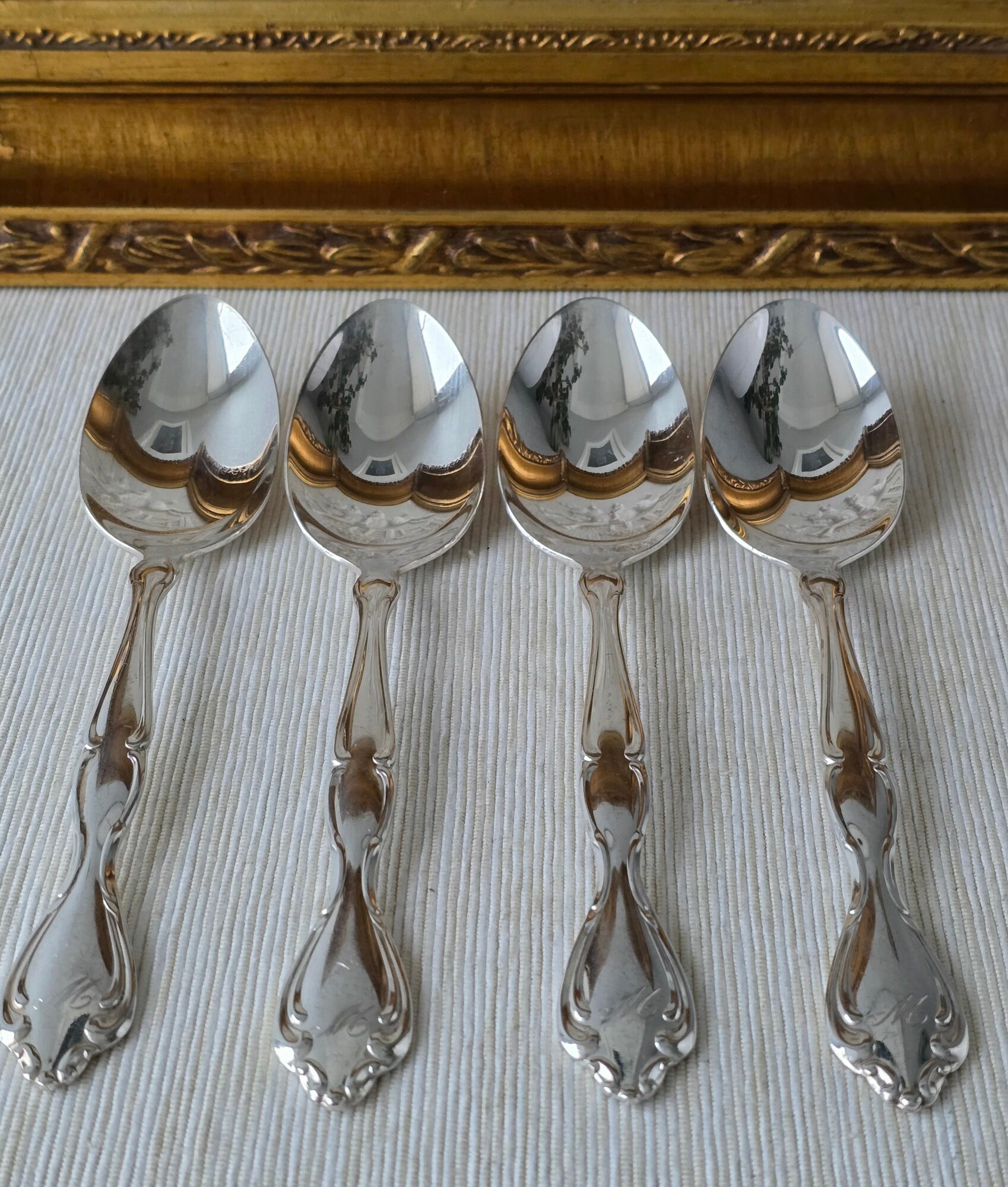 Винтажные столовые ложки