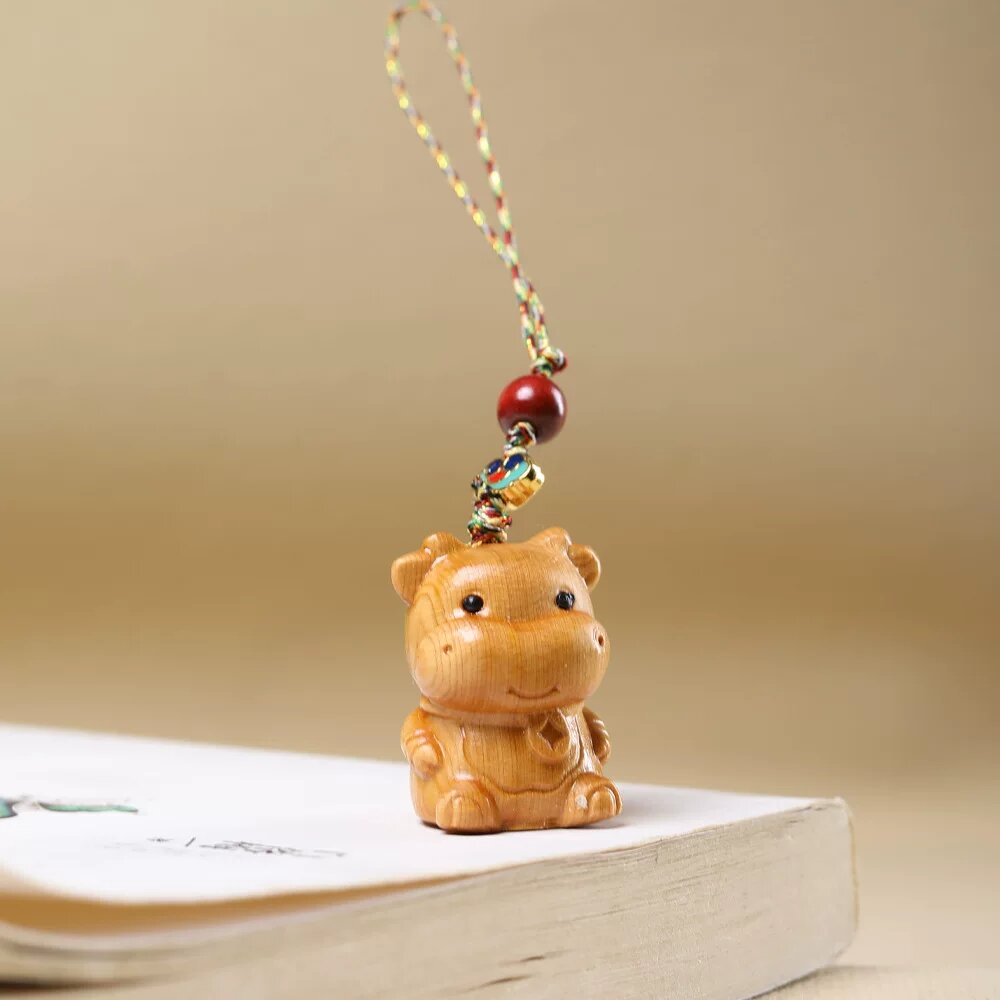 Ручная работа из кедрового дерева, зодиакальный брелок с изображением Быка для ключей автомобиля, мобильного телефона и