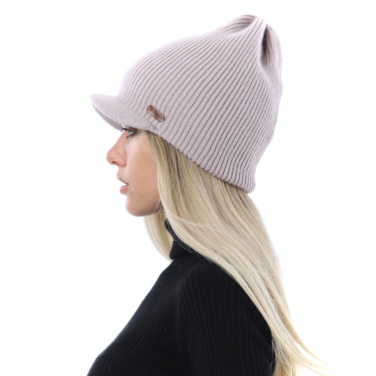 Кепка для женщин