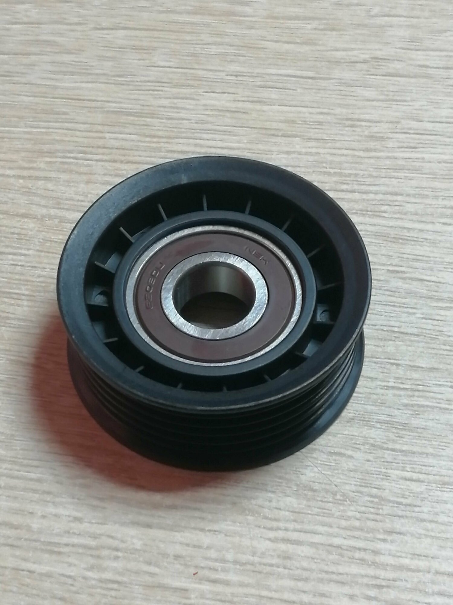 Ролик натяжной ремня генератора (только ролик) ZEKKERT Vortex Estina [1.6 16V 5MT седан]